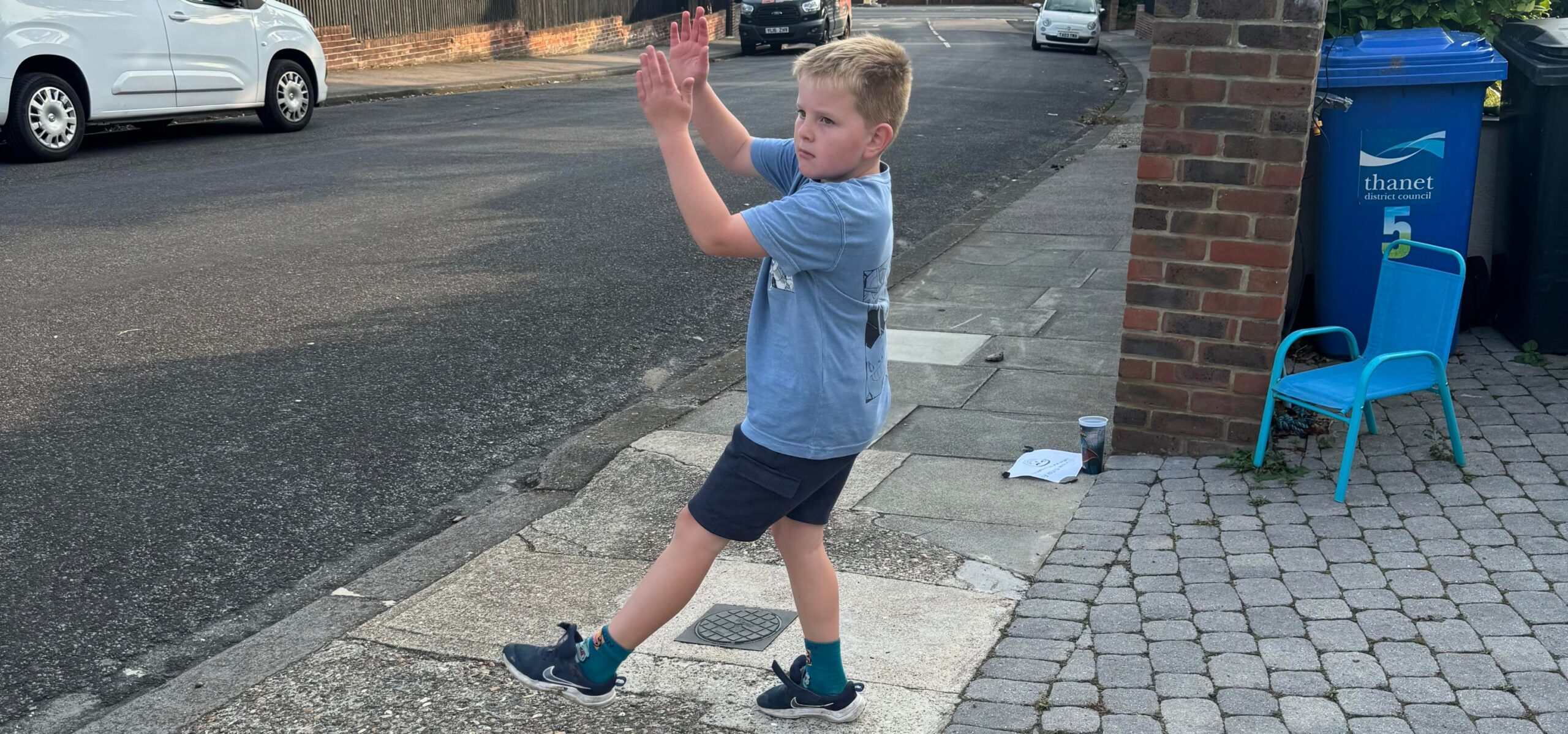 Finley raises £100s for Pilgrims Hospices by dancing on his drive ...